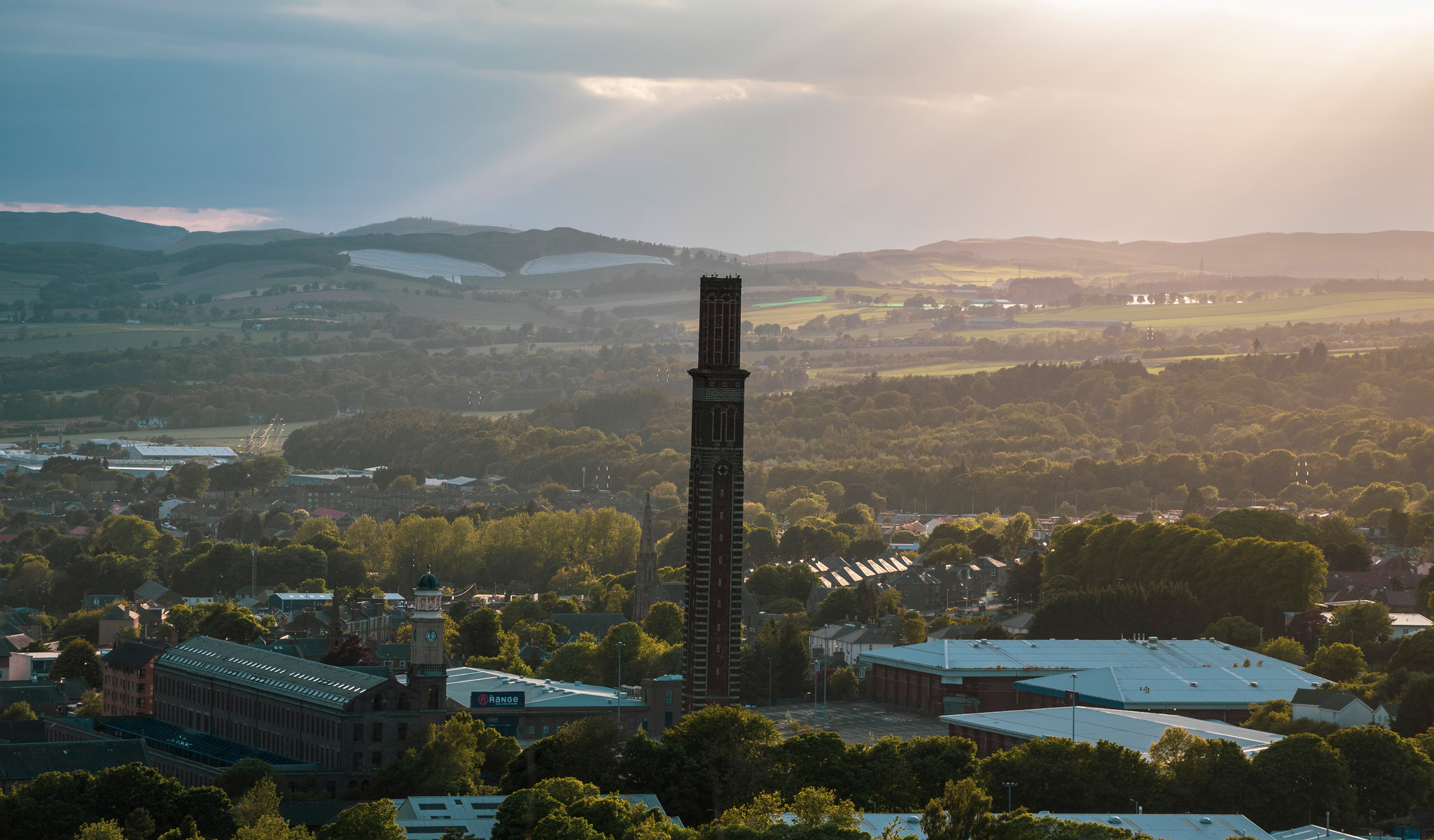 Cox's Stack | Dundee.com